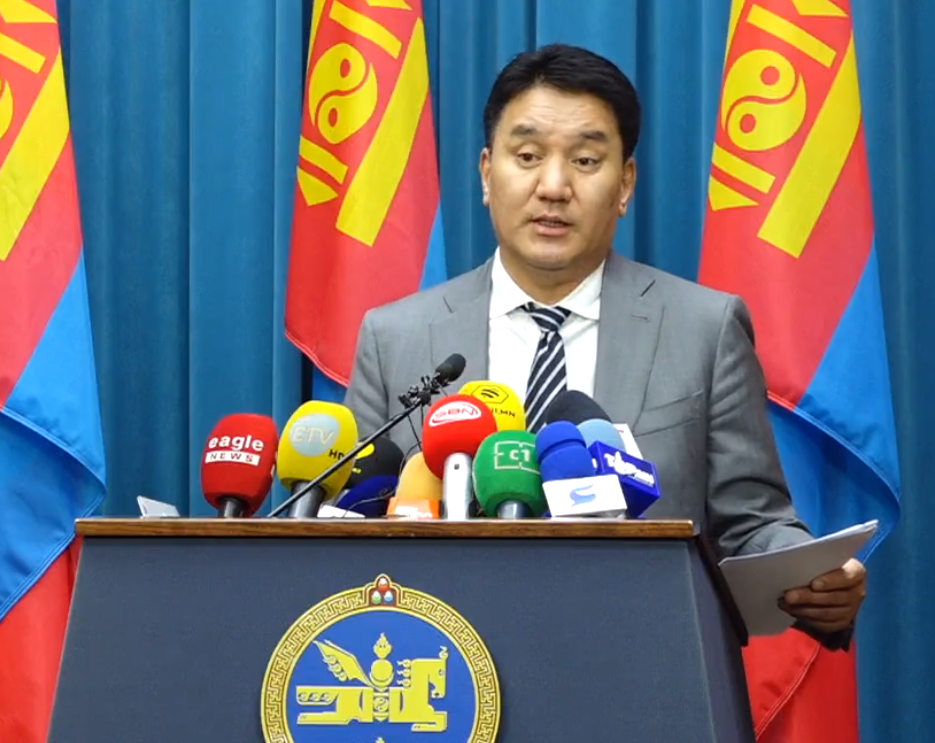 Ж Ганбаатар Мянгад сумын иргэдийн саналыг авах хүртэл Халзан Бүрэгтэй ордын үйл ажиллагааг